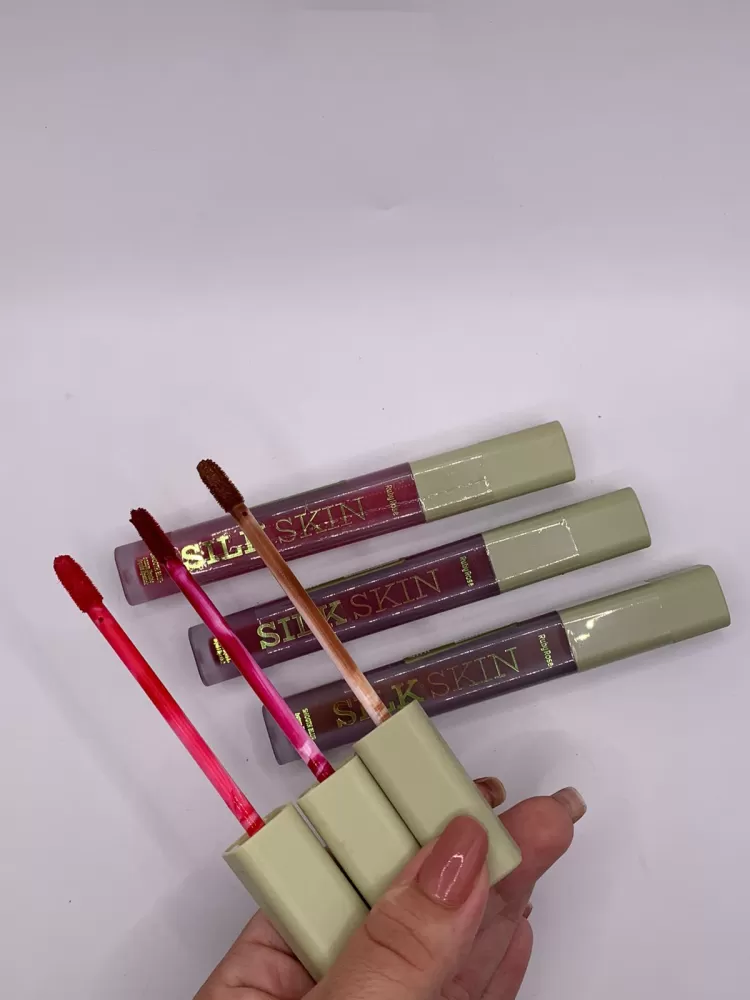 Bella Outlet - Batom Liquido Smoth Blur Ruby Rose - lojazap